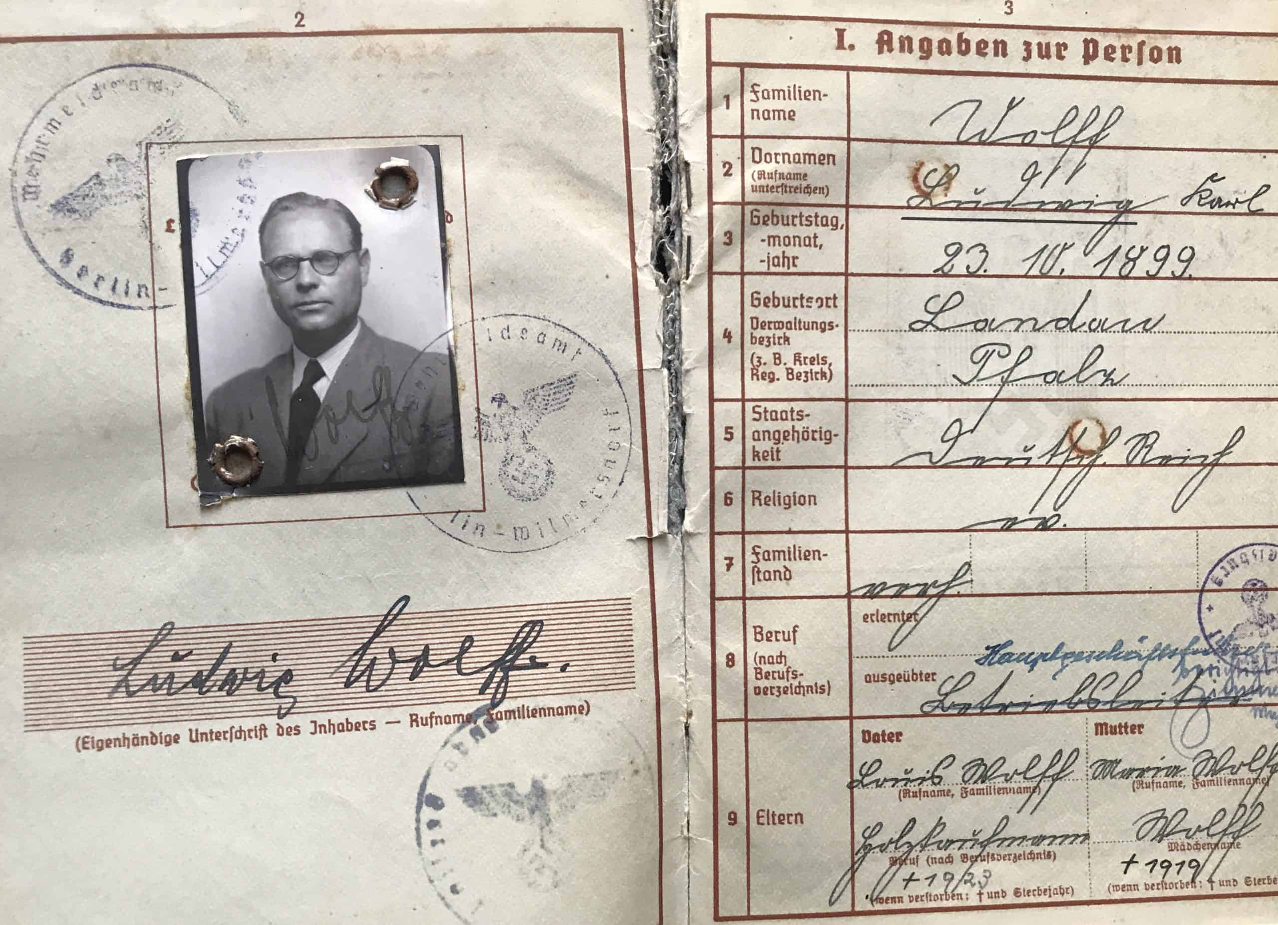 Explore Papers Please! WWII German Soldier WEHRPASS!