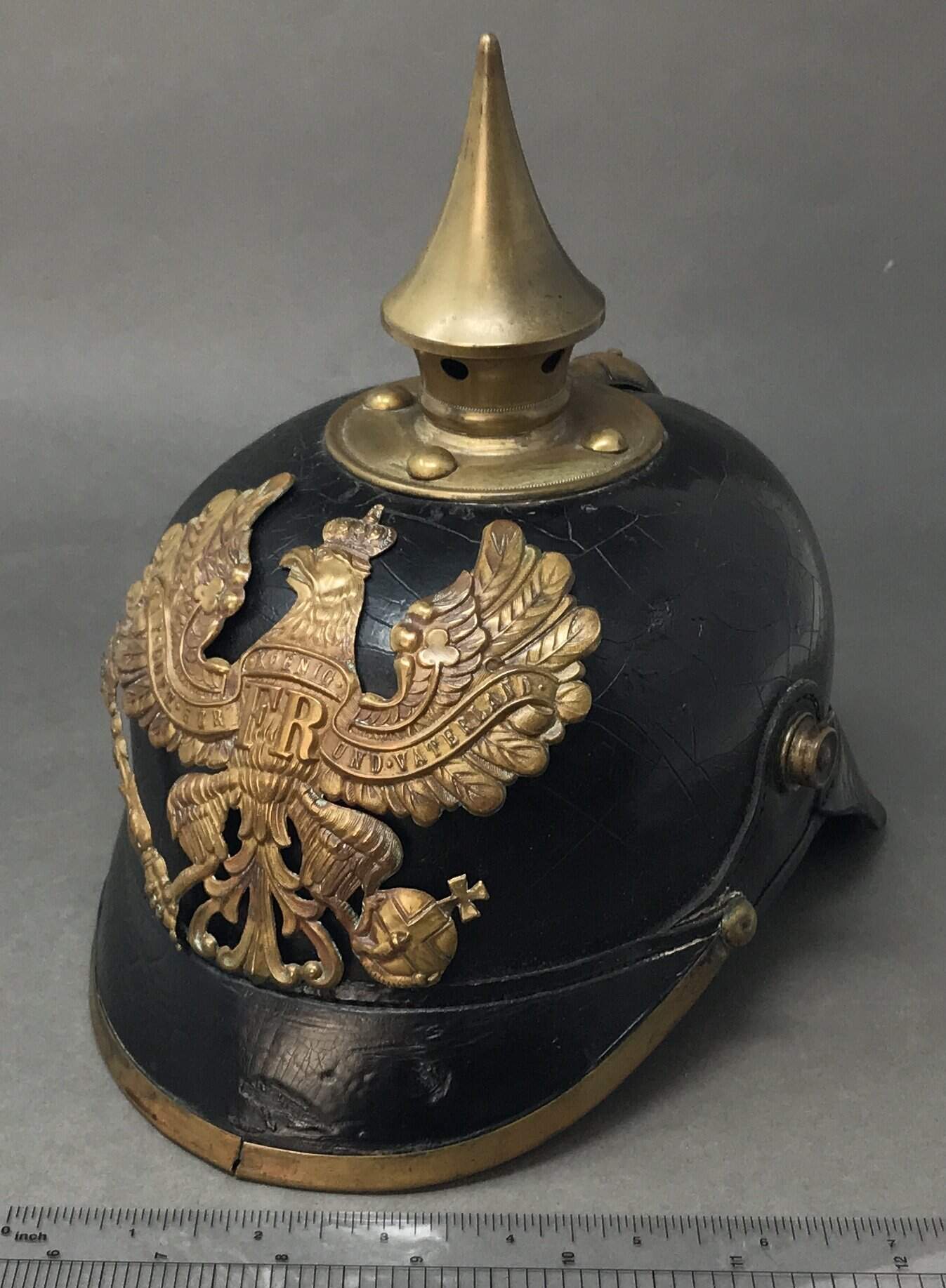 WWI German M1915 Pickelhaube: Rare Helmet Collectible