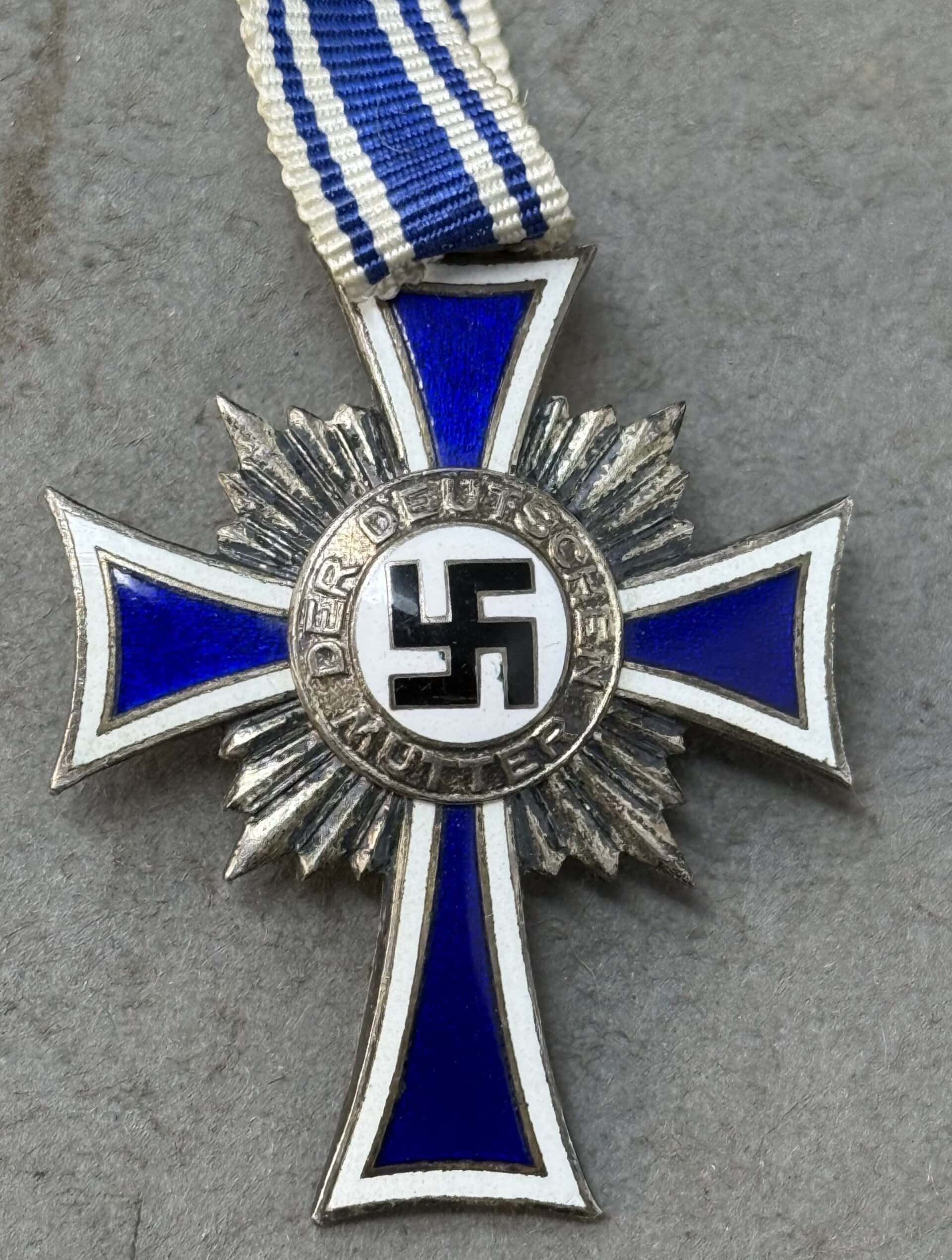 WWII German Mother's Cross Era Mothers Ehrenkreuz COA